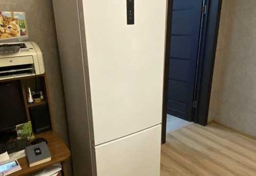 Холодильник indesit ITR 5200W