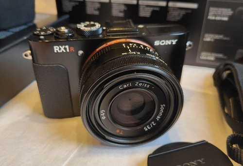 Sony RX1 R