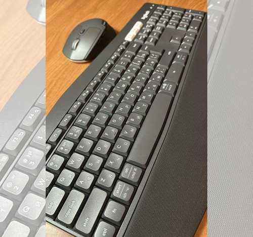 Комплект клавиатура и мышь logitech mk850