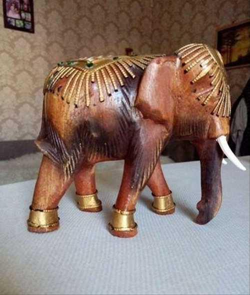 Статуэтка дерево слон. Привезён из Индии