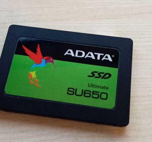 SSD adata SU650 на 120 gb