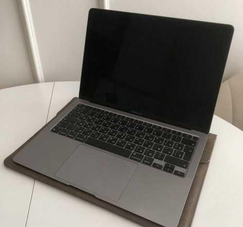 Apple macbook air 13 2020 m1