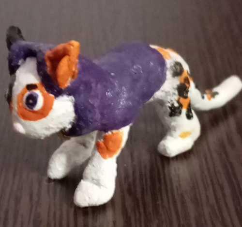 Фигурка кошка