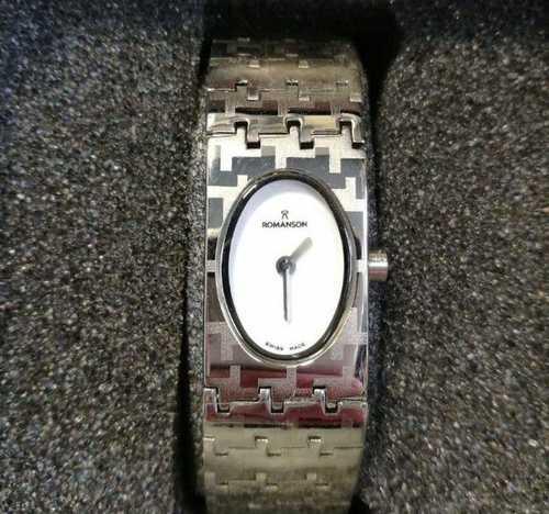 Женские новые швейцарские часы Romanson