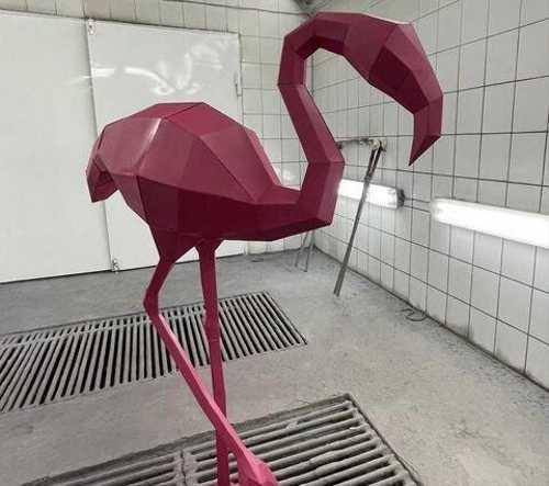 Полигональная ростовая фигура фламинго