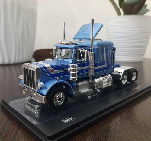 Peterbilt 359 1973 IXO models
