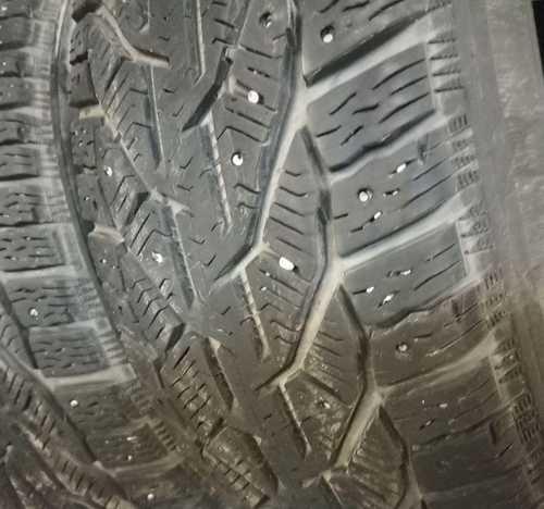 Kormoran SUV Stud 225/60 R18 104T