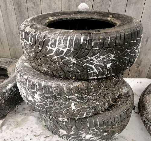 Gislaved NordFrost 100 SUV 215/65 R16 T