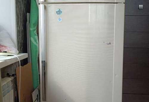 Холодильник Sharp sj-69m-be