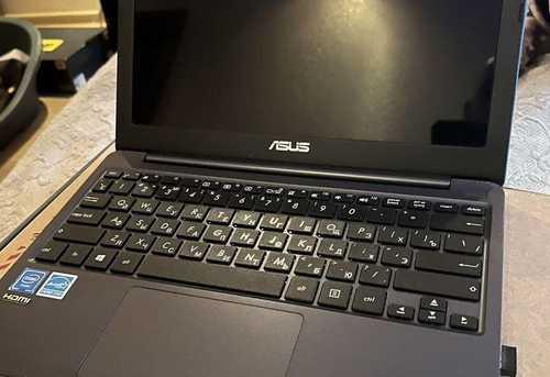 11.6" ASUS E203M, 32 ГБ, Celeron N4000, Intel UHD Graphics 600