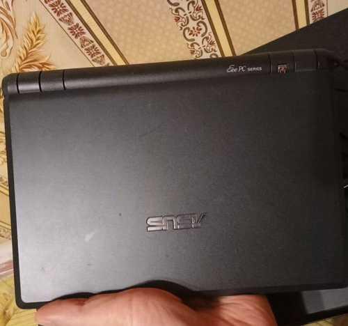 Нетбук asus EEE pc