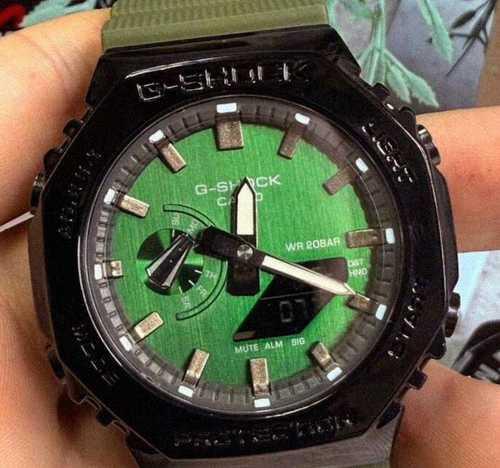 Часы Casio G-Shock GM-2100