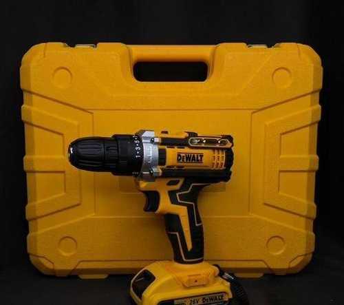 Шуруповерт DeWalt 26v + набор инструментов + 2 акб