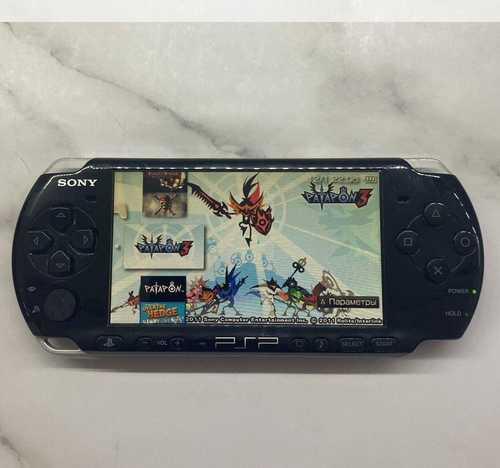 Sony PSP 3008 прошитая   80 игр