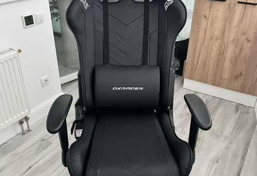 Игровое кресло Dxracer