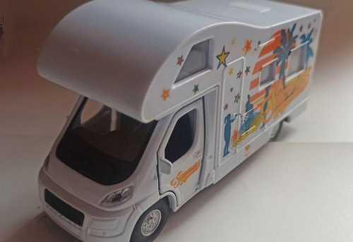 Welly Camper Van 1/27