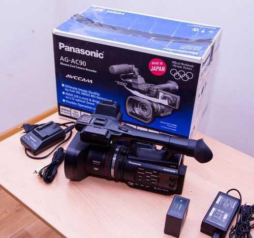 Продам видеокамеру Panasonic AG-AC90EN