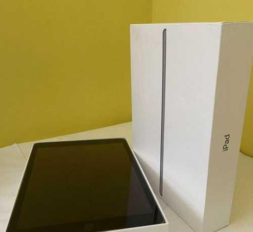 iPad 2019, 128 GB, (7th Generation) Wi-Fi + чехол