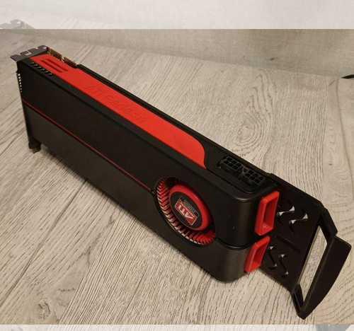 Видеокарта Radeon HD 5800