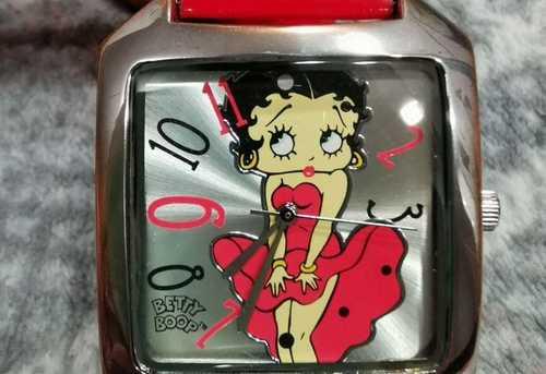 Винтажные часы женские/детские Betty Boop