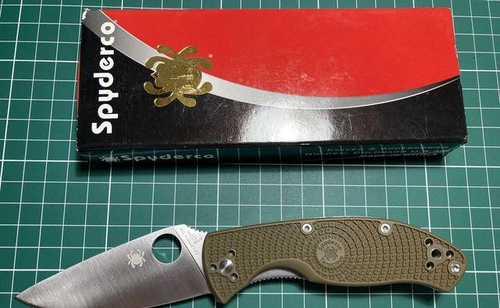 Нож Spyderco Tenacious Lightweight
