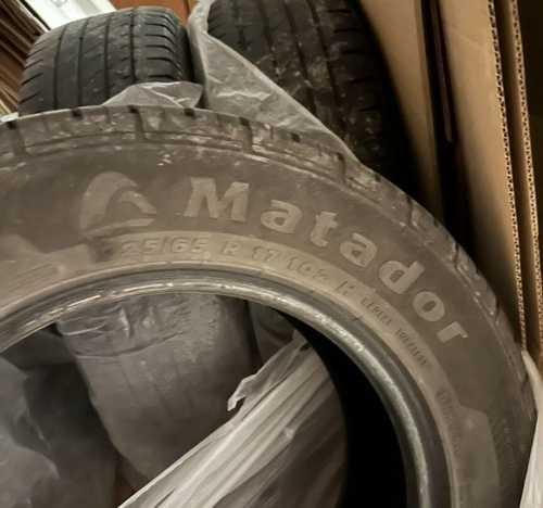 Matador MP 85 Hectorra 4x4 225/65 R17 102H