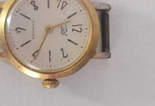 Часы женские ручные СССР