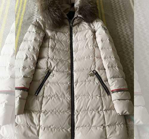 Пуховик Moncler женский 42 44 италия