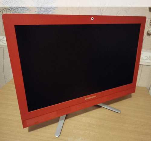 Моноблок красный 23" Lenovo C560,i7-4770,12G,256G 