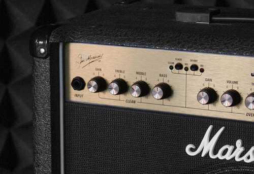 Комбоусилитель Marshall JCM 2000 DSL401