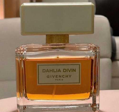 Givenchy dahlia divin