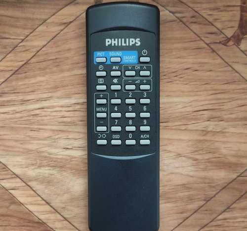 Пульт от телевизора Philips