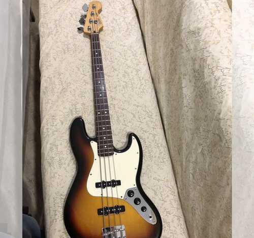 Бас гитара fender jazz bass