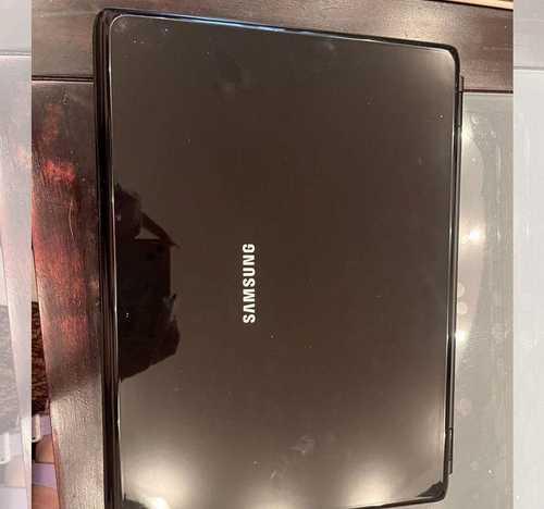 Ноутбук samsung NP R510