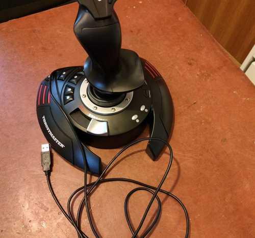 Джойстик Thrustmaster T-flight stick x