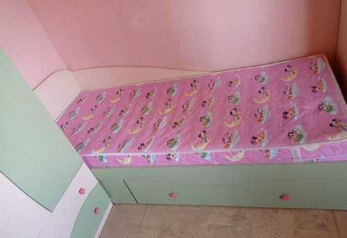 Кровать детская с матрасом, выдвижной ящик внизу