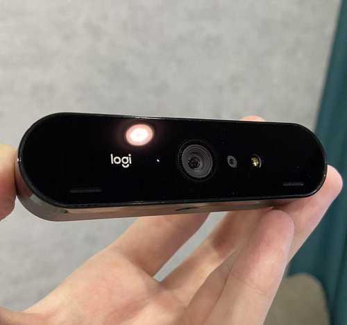 Веб камера logitech brio