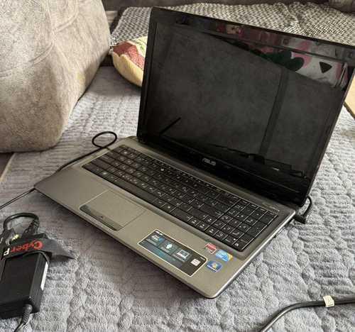 Ноутбук asus a52j