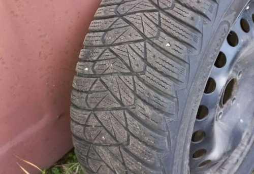 Dunlop Ice Touch 215/55 R16