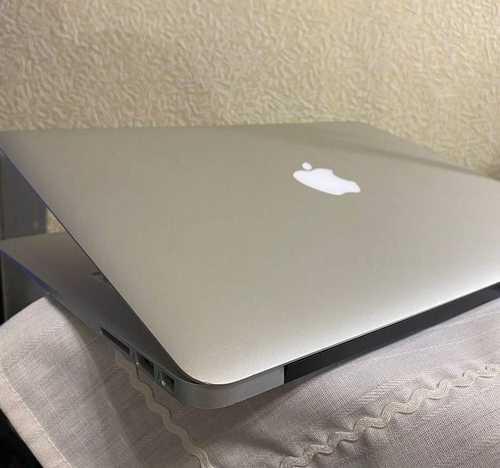 Macbook Air (13-inch, 2015) i5, 8Gb, SSD 500Gb