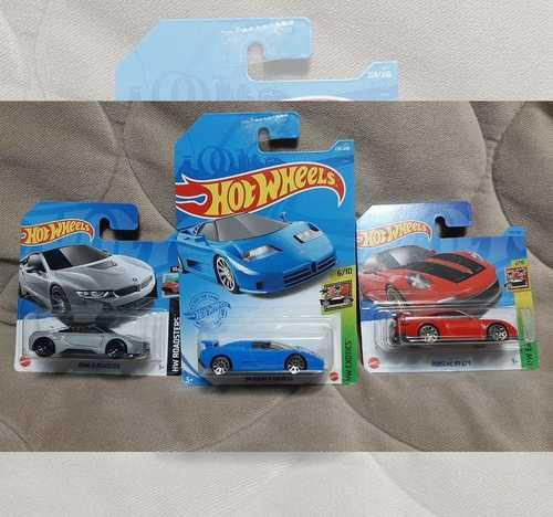 Машинки HotWheels