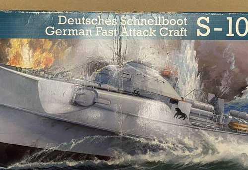 Модель корабля Revell Schnellbot S-100 class 1:72