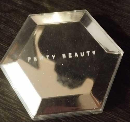 Fenty beauty хайлайтер diamond