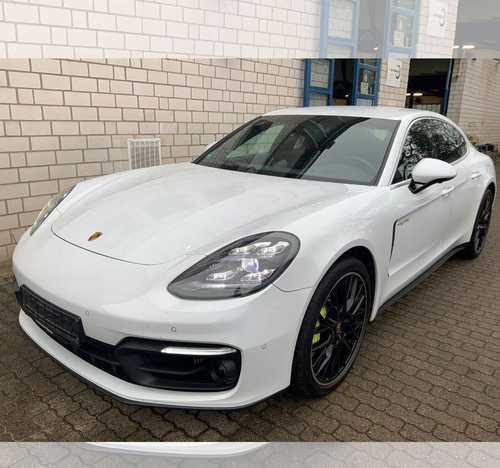 В разборе Porsche Panamera 4 S 971