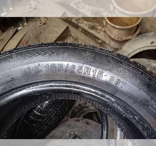 Satoya Snow Grip 185/65 R15