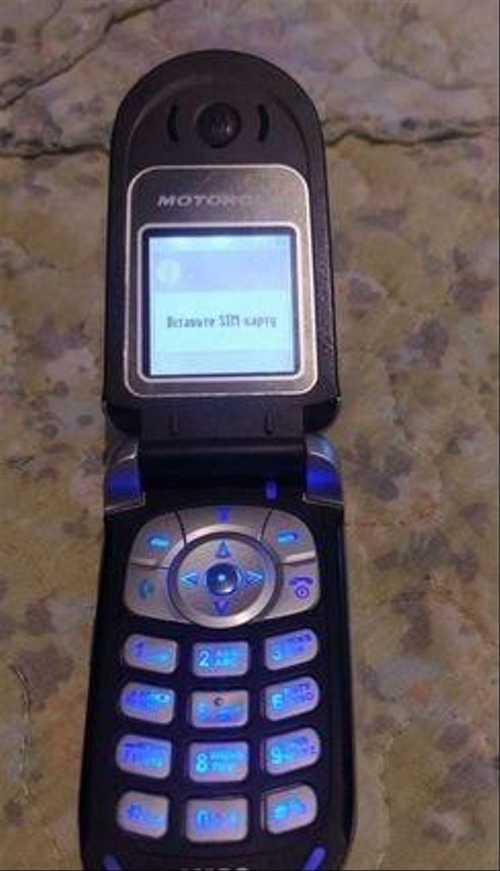 Телефон Motorola V180