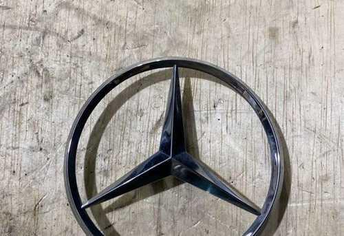 Эмблема задняя Mercedes-Benz E-Class W211 M272E25