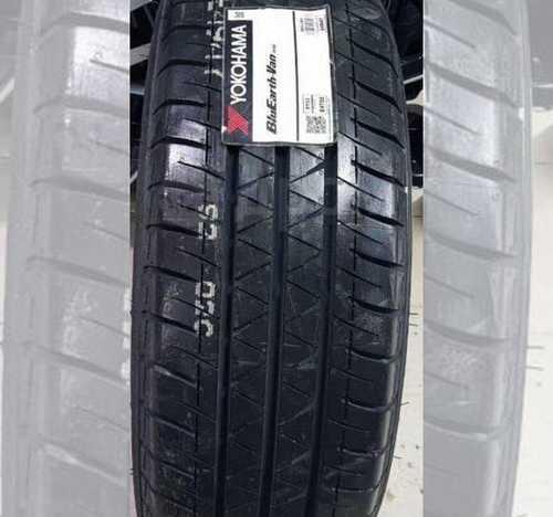 Yokohama BluEarth-Van RY55 215/75 R16C 116R