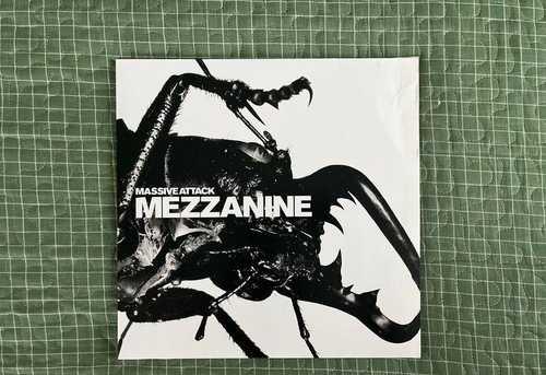 Винил Massive Attack — Mezzanine