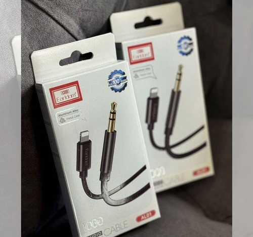 Aux для iPhone